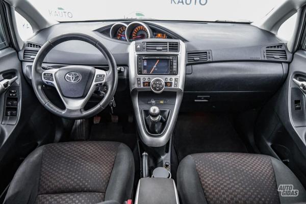 Toyota Verso 2011 Kauņa, ar dzinēja tilpumu 2.00 L un nobraukumu 262 tūkst. km par 5490 €, foto 8 vietnē AUTOMOTO.COM.LV