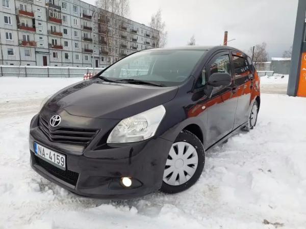 Тойота Версо 2011 в Екабпилс, объемом двигателя 2.20 л и пробегом 234 тыс. км за 6700 €, фото 1 на AUTOMOTO.COM.LV