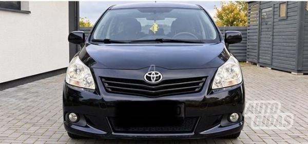 Toyota Verso 2011 Kauņa, ar dzinēja tilpumu 2.00 L un nobraukumu 281 tūkst. km par 2999 €, foto 4 vietnē AUTOMOTO.COM.LV