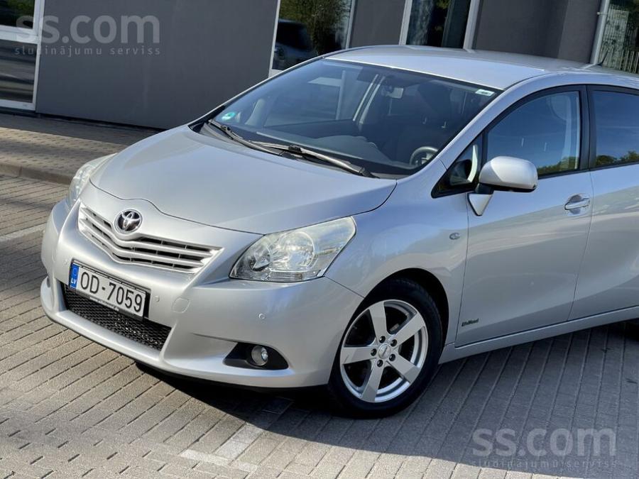 Toyota Verso 2012 Jūrmala, ar dzinēja tilpumu 2.20 L un nobraukumu 0 tūkst. km par 5350 €, foto 5 vietnē AUTOMOTO.COM.LV