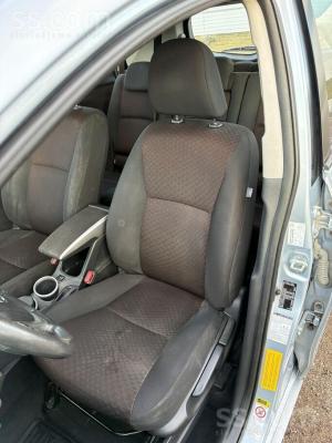 Toyota Verso 2012 Daugavpils, ar dzinēja tilpumu 2.00 L un nobraukumu 271 tūkst. km par 5950 €, foto 21 vietnē AUTOMOTO.COM.LV