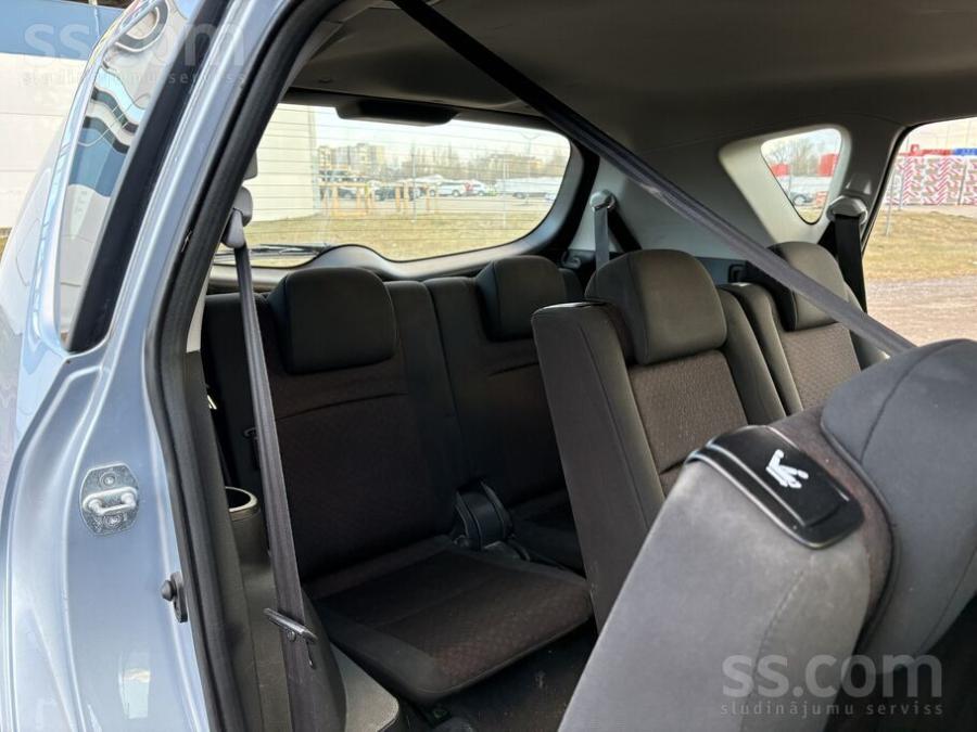 Toyota Verso 2012 Daugavpils, ar dzinēja tilpumu 2.00 L un nobraukumu 271 tūkst. km par 5950 €, foto 25 vietnē AUTOMOTO.COM.LV