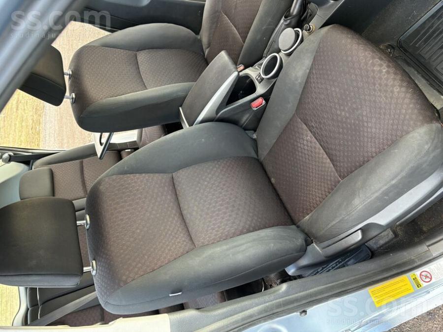 Toyota Verso 2012 Daugavpils, ar dzinēja tilpumu 2.00 L un nobraukumu 271 tūkst. km par 5950 €, foto 26 vietnē AUTOMOTO.COM.LV