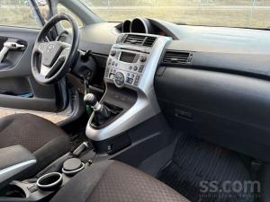Toyota Verso 2012 Daugavpils, ar dzinēja tilpumu 2.00 L un nobraukumu 271 tūkst. km par 5950 €, foto 27 vietnē AUTOMOTO.COM.LV