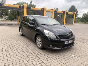 Toyota Verso 2012 Radviliškis, ar dzinēja tilpumu 2.00 L un nobraukumu 380 tūkst. km par 3450 €, foto  vietnē AUTOMOTO.COM.LV
