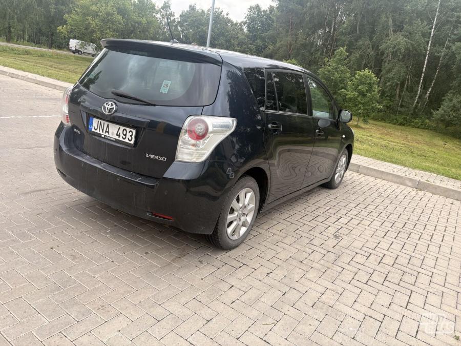 Toyota Verso 2012 Radviliškis, ar dzinēja tilpumu 2.00 L un nobraukumu 380 tūkst. km par 3450 €, foto 5 vietnē AUTOMOTO.COM.LV