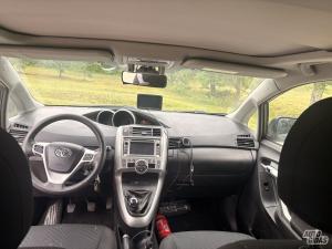 Toyota Verso 2012 Radviliškis, ar dzinēja tilpumu 2.00 L un nobraukumu 380 tūkst. km par 3450 €, foto 7 vietnē AUTOMOTO.COM.LV