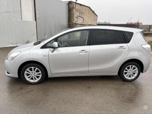 Toyota Verso 2013 Tauragė, ar dzinēja tilpumu 2.00 L un nobraukumu 137 tūkst. km par 4800 €, foto 2 vietnē AUTOMOTO.COM.LV