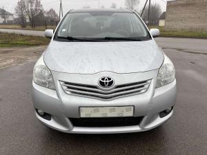 Toyota Verso 2013 Tauragė, ar dzinēja tilpumu 2.00 L un nobraukumu 137 tūkst. km par 4800 €, foto 3 vietnē AUTOMOTO.COM.LV