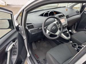 Toyota Verso 2013 Tauragė, ar dzinēja tilpumu 2.00 L un nobraukumu 137 tūkst. km par 4800 €, foto 9 vietnē AUTOMOTO.COM.LV