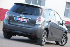 Toyota Verso 2013 in Riga, with an engine capacity of 2.00 L and mileage of 241 thousand km for 5790 €, photo 3 on AUTOMOTO.COM.LV