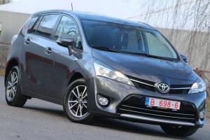 Toyota Verso 2013 in Riga, with an engine capacity of 2.00 L and mileage of 241 thousand km for 5790 €, photo 4 on AUTOMOTO.COM.LV
