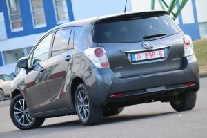 Toyota Verso 2013 in Riga, with an engine capacity of 2.00 L and mileage of 241 thousand km for 5790 €, photo 5 on AUTOMOTO.COM.LV