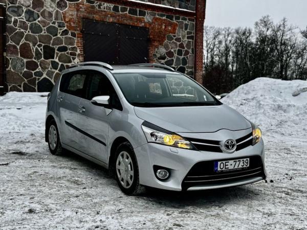 Toyota Verso 2014 Valmiera, ar dzinēja tilpumu 1.60 L un nobraukumu 347 tūkst. km par 5700 €, foto 1 vietnē AUTOMOTO.COM.LV
