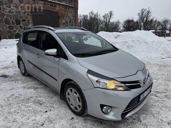 Toyota Verso 2014 Valmiera, ar dzinēja tilpumu 1.60 L un nobraukumu 347 tūkst. km par 5700 €, foto 2 vietnē AUTOMOTO.COM.LV