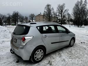 Toyota Verso 2014 Valmiera, ar dzinēja tilpumu 1.60 L un nobraukumu 347 tūkst. km par 5700 €, foto 3 vietnē AUTOMOTO.COM.LV