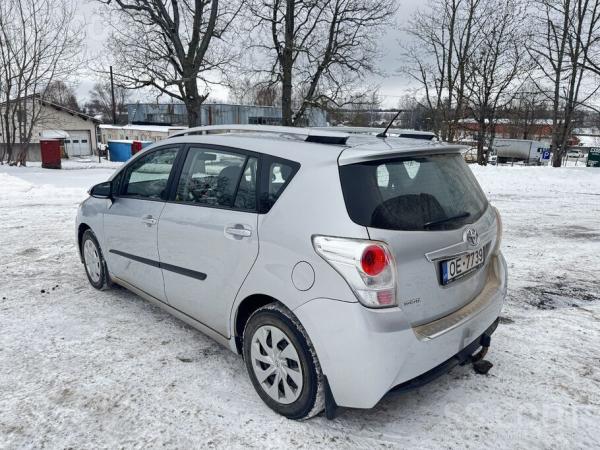 Toyota Verso 2014 Valmiera, ar dzinēja tilpumu 1.60 L un nobraukumu 347 tūkst. km par 5700 €, foto 4 vietnē AUTOMOTO.COM.LV