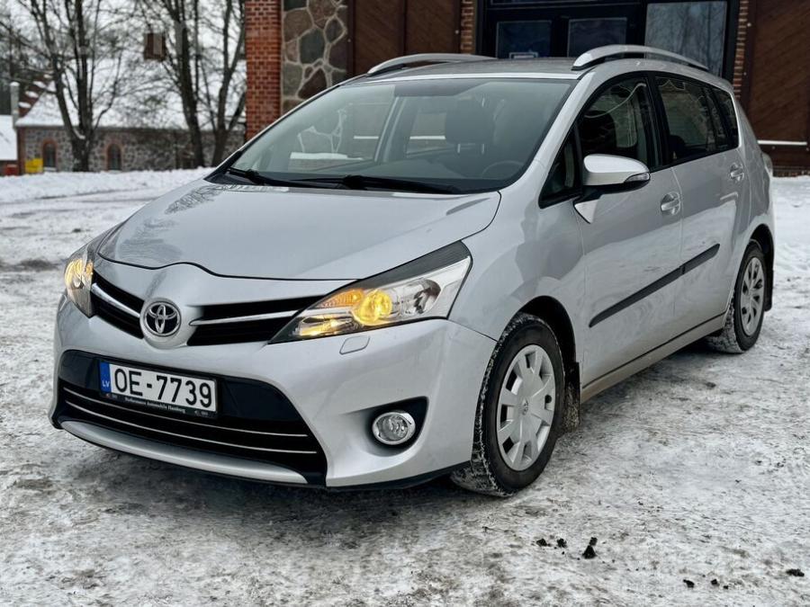 Toyota Verso 2014 Valmiera, ar dzinēja tilpumu 1.60 L un nobraukumu 347 tūkst. km par 5700 €, foto 17 vietnē AUTOMOTO.COM.LV