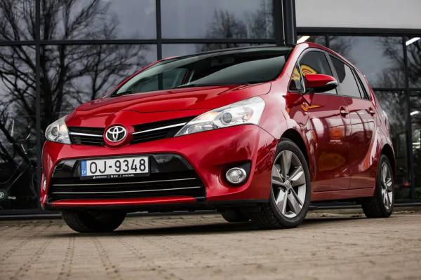 Toyota Verso 2014 Jelgava, ar dzinēja tilpumu 1.60 L un nobraukumu 195 tūkst. km par 6990 €, foto 3 vietnē AUTOMOTO.COM.LV