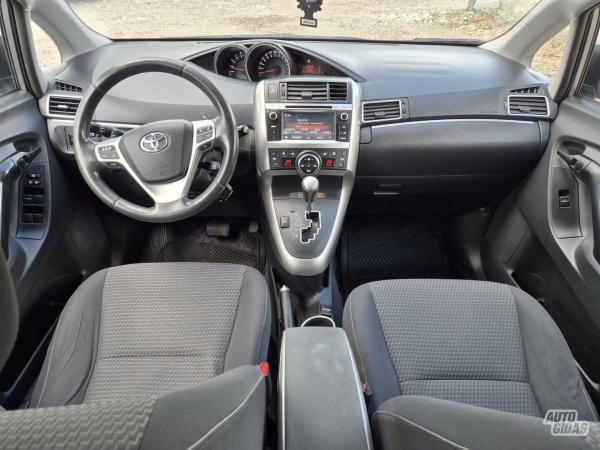 Toyota Verso 2014 Šauļi, ar dzinēja tilpumu 2.20 L un nobraukumu 229 tūkst. km par 6550 €, foto 8 vietnē AUTOMOTO.COM.LV