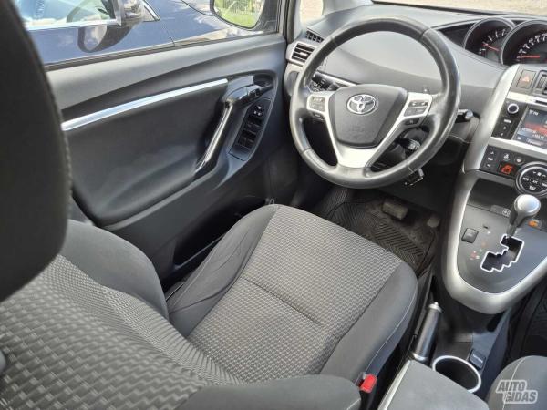 Toyota Verso 2014 Šauļi, ar dzinēja tilpumu 2.20 L un nobraukumu 229 tūkst. km par 6550 €, foto 9 vietnē AUTOMOTO.COM.LV