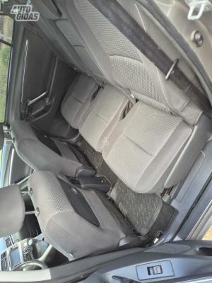 Toyota Verso 2014 in Siauliai, with an engine capacity of 2.20 L and mileage of 229 thousand km for 6550 €, photo 12 on AUTOMOTO.COM.LV