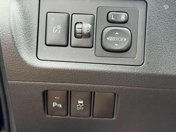 Toyota Verso 2014 Ukmergė, ar dzinēja tilpumu 1.60 L un nobraukumu 150 tūkst. km par 7950 €, foto 8 vietnē AUTOMOTO.COM.LV