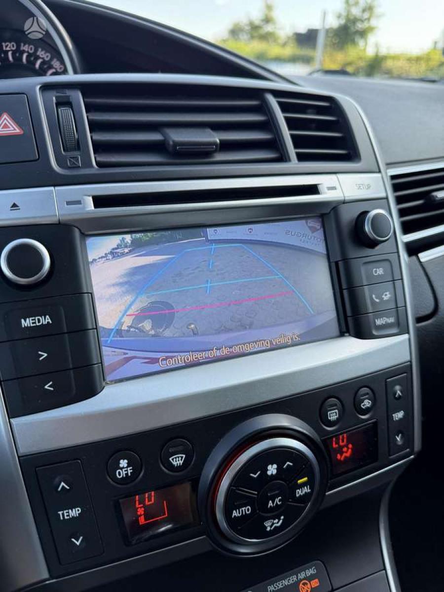 Toyota Verso 2014 in Taurage, with an engine capacity of 1.60 L and mileage of 294 thousand km for 6200 €, photo 22 on AUTOMOTO.COM.LV