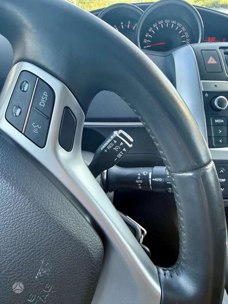 Toyota Verso 2014 in Taurage, with an engine capacity of 1.60 L and mileage of 294 thousand km for 6200 €, photo 23 on AUTOMOTO.COM.LV