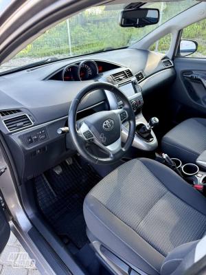 Toyota Verso 2014 in Taurage, with an engine capacity of 1.60 L and mileage of 294 thousand km for 5500 €, photo 10 on AUTOMOTO.COM.LV