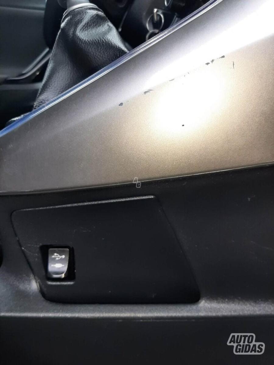Toyota Verso 2015 Kauņa, ar dzinēja tilpumu 1.60 L un nobraukumu 218 tūkst. km par 7500 €, foto 11 vietnē AUTOMOTO.COM.LV