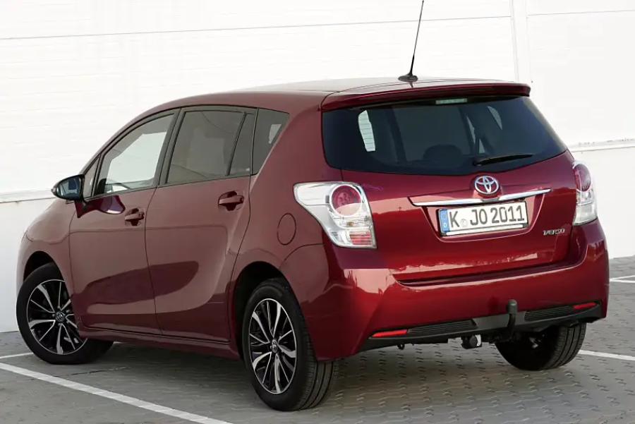 Toyota Verso 2017 Rīga, ar dzinēja tilpumu 1.60 L un nobraukumu 167 tūkst. km par 7900 €, foto 6 vietnē AUTOMOTO.COM.LV