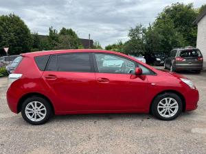 Sarkans Toyota Verso 2011 Jurbarkas, ar dzinēja tilpumu 2.00 L un nobraukumu 261 tūkst. km par 4350 €, foto 5 vietnē AUTOMOTO.COM.LV