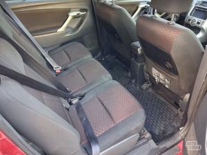 Sarkans Toyota Verso 2011 Viļņa, ar dzinēja tilpumu 2.00 L un nobraukumu 346 tūkst. km par 2700 €, foto 8 vietnē AUTOMOTO.COM.LV