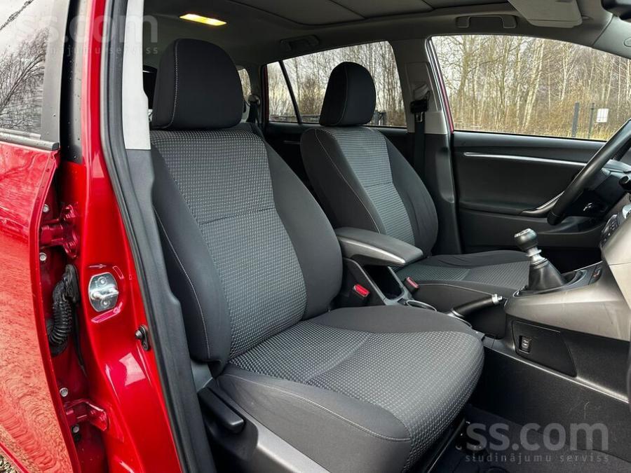 Sarkans Toyota Verso 2014 Jelgava, ar dzinēja tilpumu 1.60 L un nobraukumu 0 tūkst. km par 7290 €, foto 8 vietnē AUTOMOTO.COM.LV