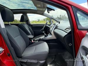 Sarkans Toyota Verso 2013 Tallina, ar dzinēja tilpumu 2.00 L un nobraukumu 174 tūkst. km par 7490 €, foto 9 vietnē AUTOMOTO.COM.LV