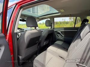 Sarkans Toyota Verso 2013 Tallina, ar dzinēja tilpumu 2.00 L un nobraukumu 174 tūkst. km par 7490 €, foto 15 vietnē AUTOMOTO.COM.LV