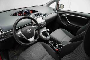 Sarkans Toyota Verso 2013 Peetri, ar dzinēja tilpumu 2.00 L un nobraukumu 174 tūkst. km par 10850 €, foto 10 vietnē AUTOMOTO.COM.LV