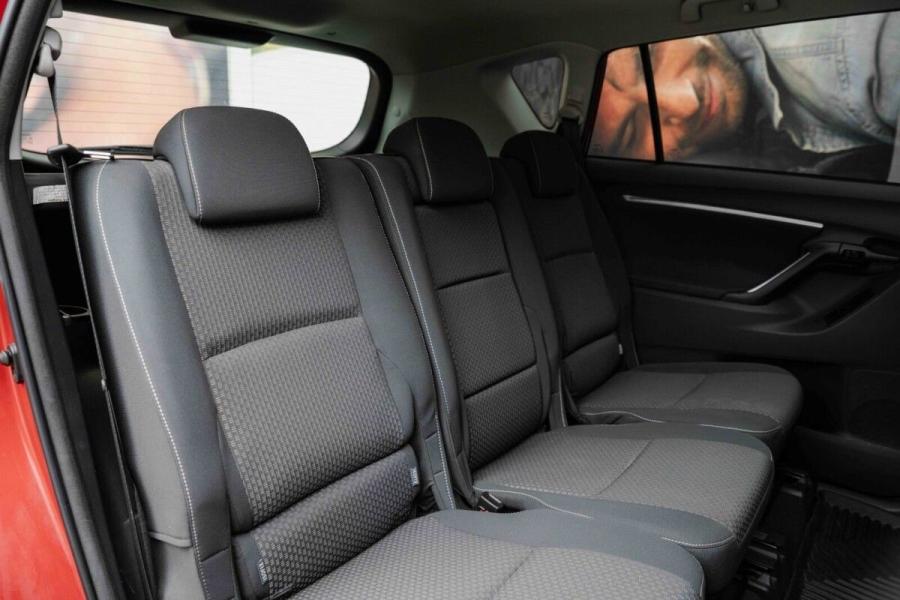 Sarkans Toyota Verso 2013 Peetri, ar dzinēja tilpumu 2.00 L un nobraukumu 174 tūkst. km par 10850 €, foto 12 vietnē AUTOMOTO.COM.LV