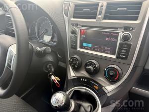 Melns Toyota Verso-S 2012 Rīga, ar dzinēja tilpumu 1.30 L un nobraukumu 0 tūkst. km par 4990 €, foto 8 vietnē AUTOMOTO.COM.LV