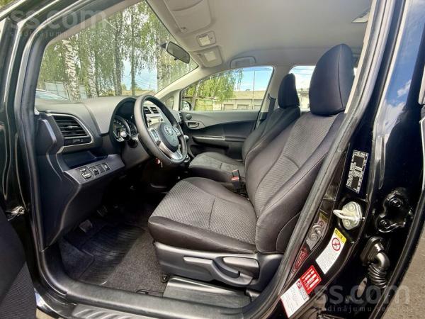 Black Toyota Verso-S 2012 in Riga, with an engine capacity of 1.30 L and mileage of 0 thousand km for 4990 €, photo 10 on AUTOMOTO.COM.LV
