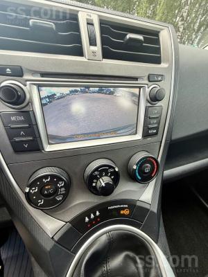 Melns Toyota Verso-S 2012 Rīga, ar dzinēja tilpumu 1.30 L un nobraukumu 0 tūkst. km par 4990 €, foto 12 vietnē AUTOMOTO.COM.LV
