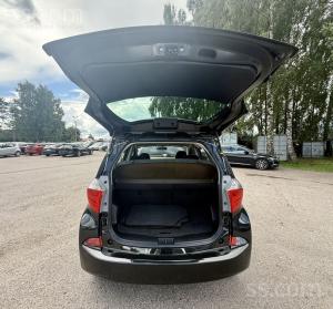 Melns Toyota Verso-S 2012 Rīga, ar dzinēja tilpumu 1.30 L un nobraukumu 0 tūkst. km par 4990 €, foto 19 vietnē AUTOMOTO.COM.LV