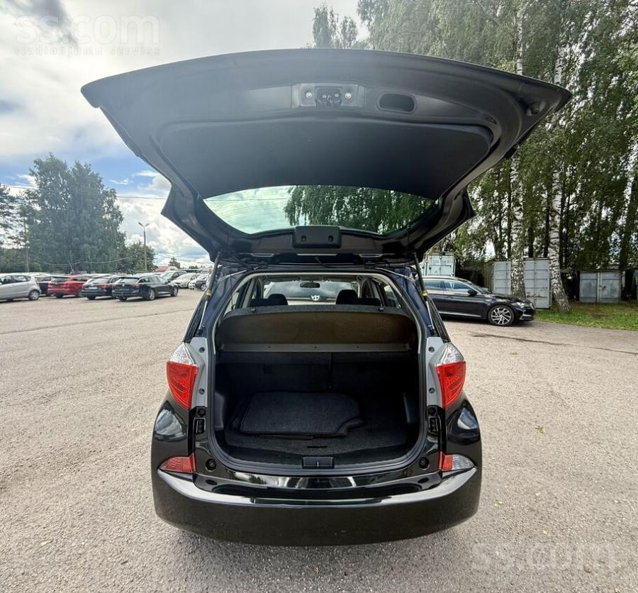 Melns Toyota Verso-S 2012 Rīga, ar dzinēja tilpumu 1.30 L un nobraukumu 0 tūkst. km par 4990 €, foto 19 vietnē AUTOMOTO.COM.LV