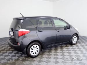 Melns Toyota Verso-S 2012 Tallina, ar dzinēja tilpumu 1.30 L un nobraukumu 248 tūkst. km par 2799 €, foto 4 vietnē AUTOMOTO.COM.LV