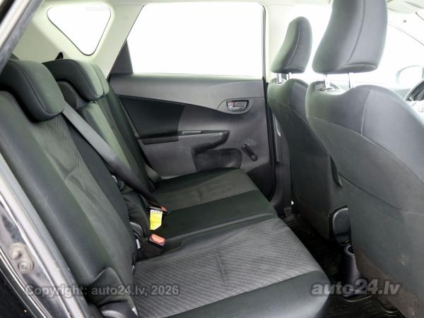 Black Toyota Verso-S 2012 in Tallinn, with an engine capacity of 1.30 L and mileage of 248 thousand km for 2799 €, photo 7 on AUTOMOTO.COM.LV