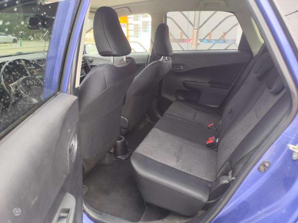 Toyota Verso-S 2011 Viļņa vietnē Zils Toyota Verso-S 2011 Viļņa, ar dzinēja tilpumu 1.36 L un nobraukumu 373 tūkst. km par 3999 €, foto 11 vietnē AUTOMOTO.COM.LV