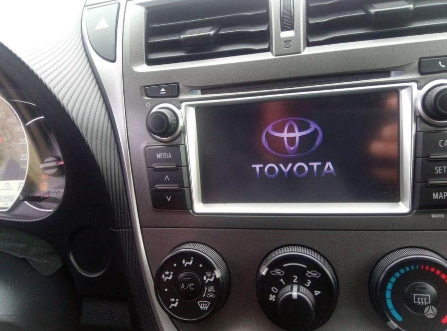 Blue Toyota Verso-S 2012 in Vilnius, with an engine capacity of 1.30 L and mileage of 185 thousand km for 6150 €, photo 23 on AUTOMOTO.COM.LV