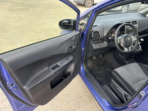 Zils Toyota Verso-S 2013 Kauņa, ar dzinēja tilpumu 1.33 L un nobraukumu 257 tūkst. km par 4280 €, foto 11 vietnē AUTOMOTO.COM.LV
