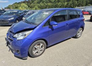 Blue Toyota Verso-S 2011 in Kaunas, with an engine capacity of 1.36 L and mileage of 99 thousand km for 3200 €, photo 3 on AUTOMOTO.COM.LV